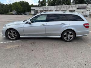 Серый Мерседес E 250 2009 в Расейняй, объемом двигателя 1.80 л и пробегом 323 тыс. км за 5300 €, фото 3 на AUTOMOTO.COM.LV