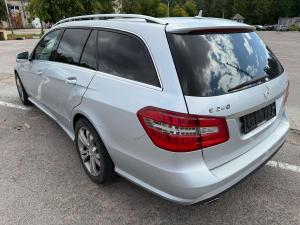 Серый Мерседес E 250 2009 в Расейняй, объемом двигателя 1.80 л и пробегом 323 тыс. км за 5300 €, фото 4 на AUTOMOTO.COM.LV