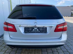 Grey Mercedes-Benz e-250 2009 in Raseiniai, with an engine capacity of 2.20 L and mileage of 323 thousand km for 5500 €, photo 5 on AUTOMOTO.COM.LV