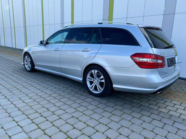Pelēks Mercedes-Benz e-250 2009 Raseiniai, ar dzinēja tilpumu 2.20 L un nobraukumu 323 tūkst. km par 5500 €, foto 4 vietnē AUTOMOTO.COM.LV