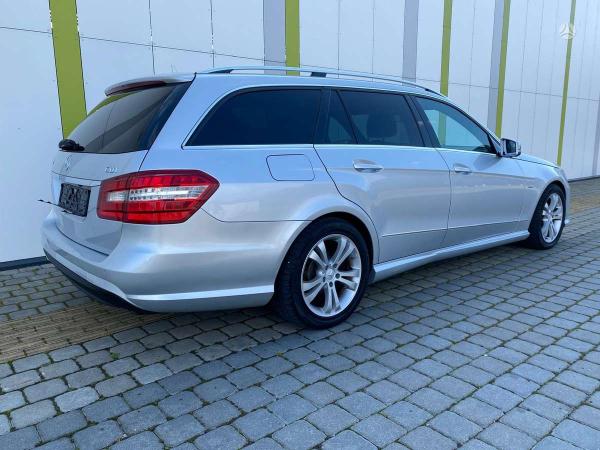 Pelēks Mercedes-Benz e-250 2009 Raseiniai, ar dzinēja tilpumu 2.20 L un nobraukumu 323 tūkst. km par 5500 €, foto 6 vietnē AUTOMOTO.COM.LV