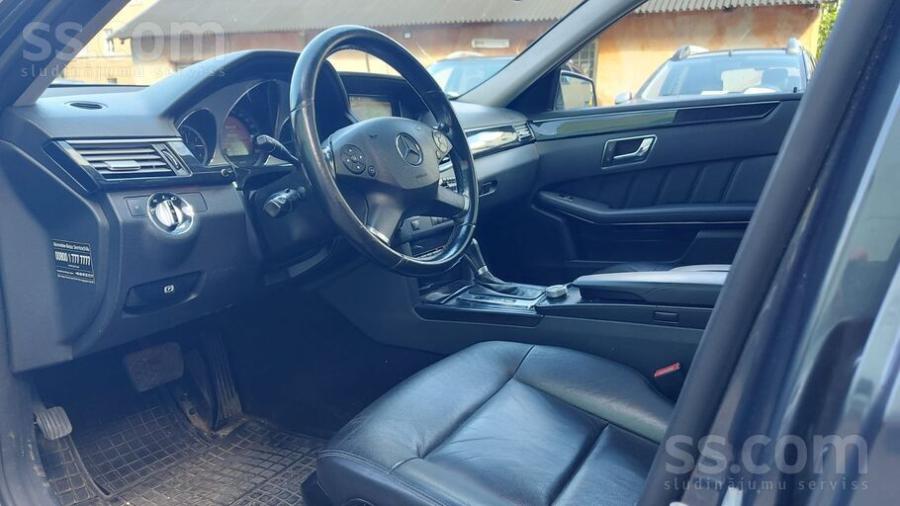 Pelēks Mercedes-Benz e-250 2009 Daugavpils, ar dzinēja tilpumu 2.20 L un nobraukumu 0 tūkst. km par 7700 €, foto 24 vietnē AUTOMOTO.COM.LV
