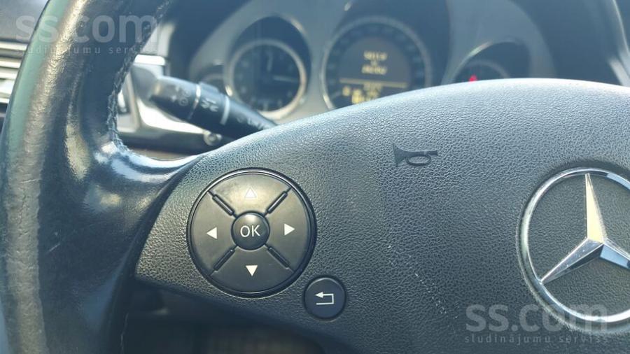 Pelēks Mercedes-Benz e-250 2009 Daugavpils, ar dzinēja tilpumu 2.20 L un nobraukumu 0 tūkst. km par 7700 €, foto 31 vietnē AUTOMOTO.COM.LV