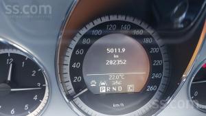 Pelēks Mercedes-Benz e-250 2009 Daugavpils, ar dzinēja tilpumu 2.20 L un nobraukumu 0 tūkst. km par 7700 €, foto 37 vietnē AUTOMOTO.COM.LV