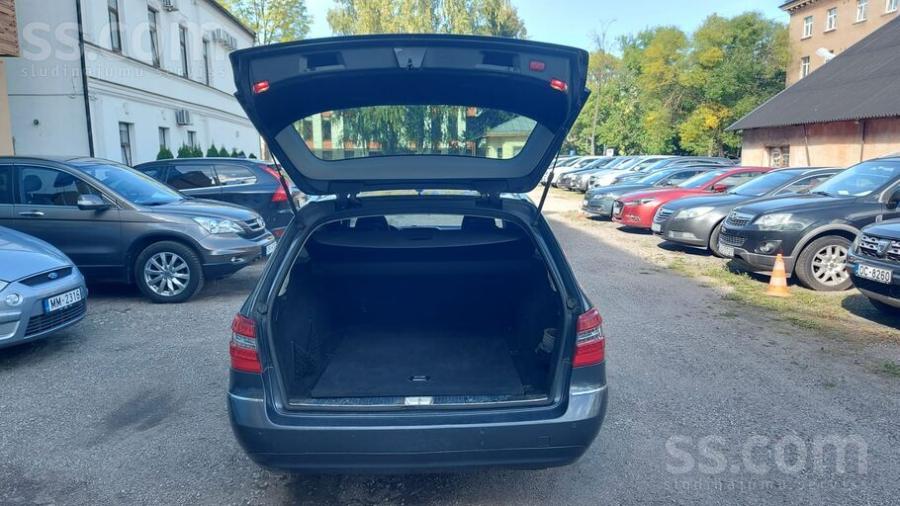 Pelēks Mercedes-Benz e-250 2009 Daugavpils, ar dzinēja tilpumu 2.20 L un nobraukumu 0 tūkst. km par 7700 €, foto 54 vietnē AUTOMOTO.COM.LV