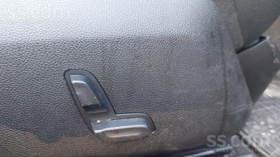 Pelēks Mercedes-Benz e-250 2009 Daugavpils, ar dzinēja tilpumu 2.20 L un nobraukumu 0 tūkst. km par 7700 €, foto 61 vietnē AUTOMOTO.COM.LV