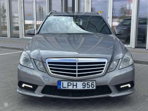 Pelēks Mercedes-Benz e-250 2010 Viļņa, ar dzinēja tilpumu 2.14 L un nobraukumu 383 tūkst. km par 4800 €, foto 3 vietnē AUTOMOTO.COM.LV
