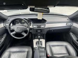 Pelēks Mercedes-Benz e-250 2010 Viļņa, ar dzinēja tilpumu 2.14 L un nobraukumu 383 tūkst. km par 4800 €, foto 14 vietnē AUTOMOTO.COM.LV