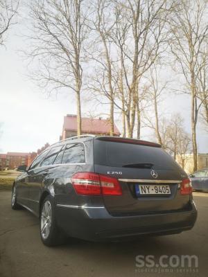 Серый Мерседес E 250 2010 в Огре, объемом двигателя 2.20 л и пробегом 410 тыс. км за 5600 €, фото 6 на AUTOMOTO.COM.LV