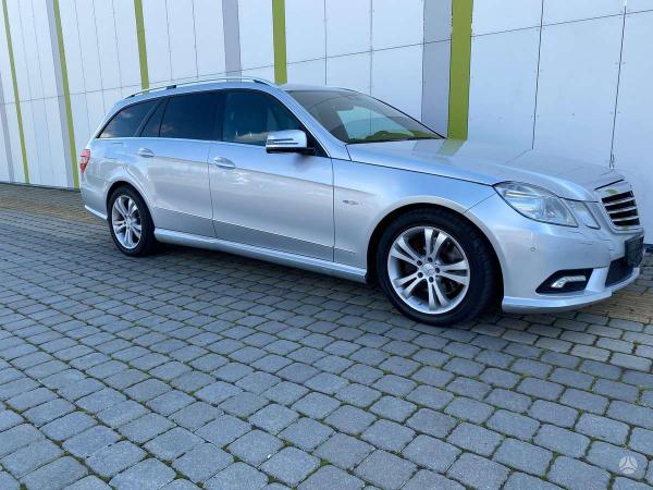 Серый Мерседес E 250 2010 в Расейняй, объемом двигателя 2.14 л и пробегом 323 тыс. км за 5500 €, фото 8 на AUTOMOTO.COM.LV