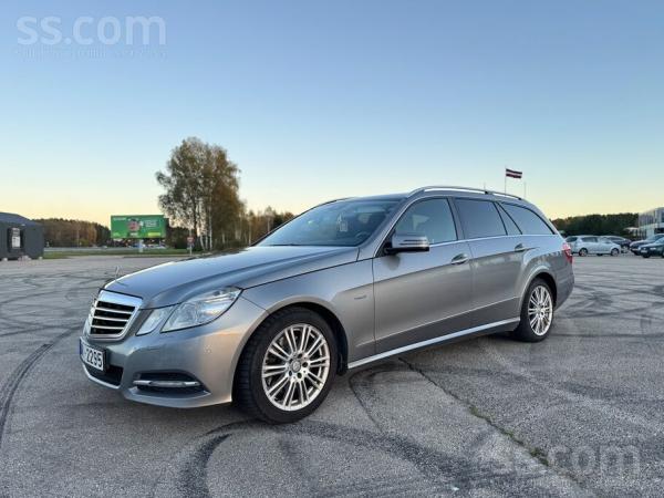Pelēks Mercedes-Benz e-250 2010 Rīga, ar dzinēja tilpumu 2.10 L un nobraukumu 334 tūkst. km par 5700 €, foto 4 vietnē AUTOMOTO.COM.LV