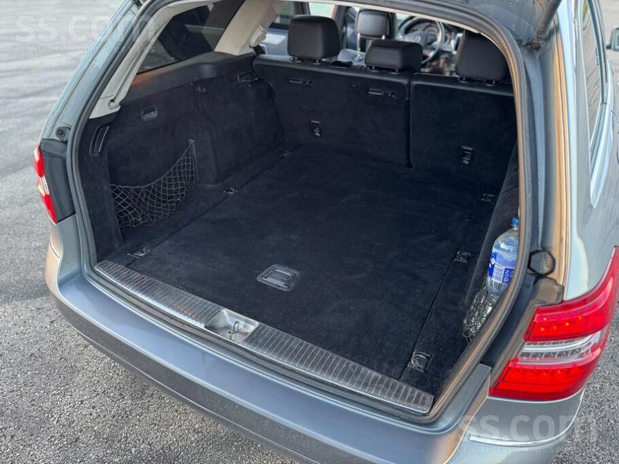 Pelēks Mercedes-Benz e-250 2010 Rīga, ar dzinēja tilpumu 2.10 L un nobraukumu 334 tūkst. km par 5700 €, foto 6 vietnē AUTOMOTO.COM.LV