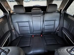 Pelēks Mercedes-Benz e-250 2010 Rīga, ar dzinēja tilpumu 2.10 L un nobraukumu 334 tūkst. km par 5700 €, foto 9 vietnē AUTOMOTO.COM.LV