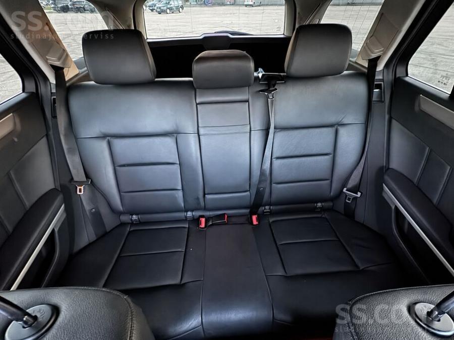 Pelēks Mercedes-Benz e-250 2010 Rīga, ar dzinēja tilpumu 2.10 L un nobraukumu 334 tūkst. km par 5700 €, foto 9 vietnē AUTOMOTO.COM.LV