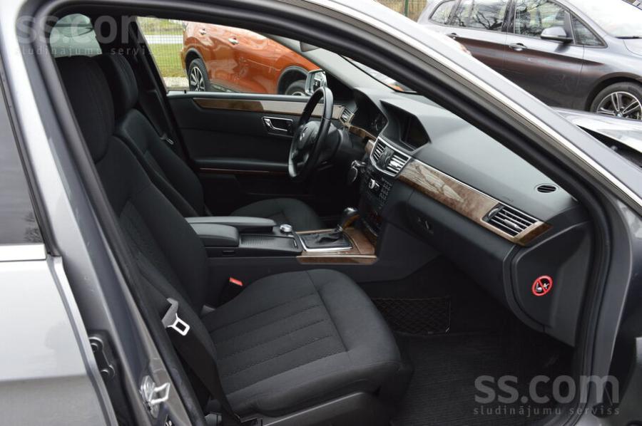 Pelēks Mercedes-Benz e-250 2011 Tukums, ar dzinēja tilpumu 2.20 L un nobraukumu 265 tūkst. km par 8395 €, foto 12 vietnē AUTOMOTO.COM.LV