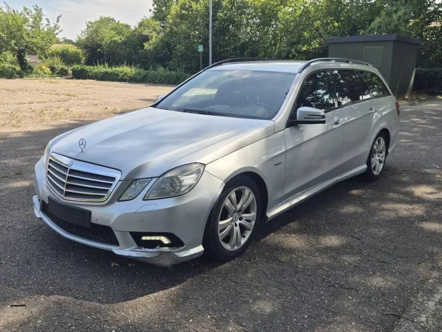 Серый Мерседес E 250 2011 в Юрмала, объемом двигателя 2.20 л и пробегом 339 тыс. км за 7950 €, фото 4 на AUTOMOTO.COM.LV