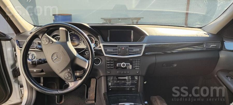 Grey Mercedes-Benz e-250 2011 in Liepaja, with an engine capacity of 2.20 L and mileage of 323 thousand km for 6950 €, photo 6 on AUTOMOTO.COM.LV