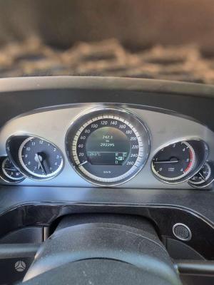 Серый Мерседес E 250 2011 в Ионава, объемом двигателя 2.20 л и пробегом 293 тыс. км за 8500 €, фото 11 на AUTOMOTO.COM.LV