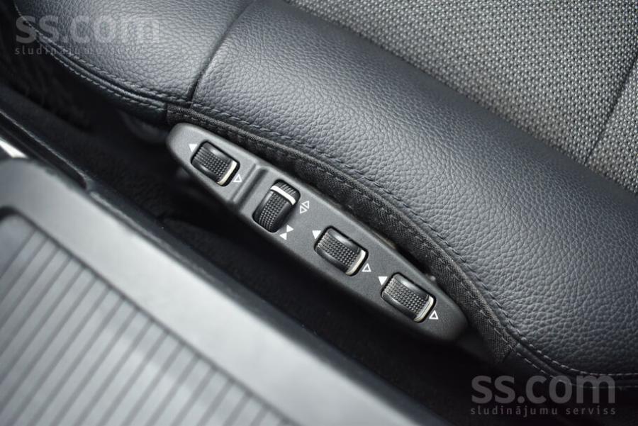 Серый Мерседес E 250 2011 в Кулдига, объемом двигателя 2.20 л и пробегом 0 тыс. км за 7490 €, фото 10 на AUTOMOTO.COM.LV