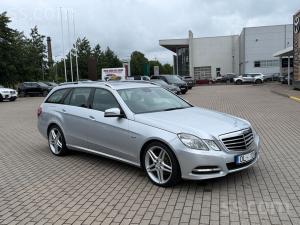 Grey Mercedes-Benz e-250 2011 in Liepaja, with an engine capacity of 2.20 L and mileage of 325 thousand km for 7400 €, photo 5 on AUTOMOTO.COM.LV