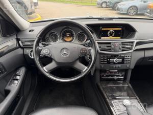 Grey Mercedes-Benz e-250 2011 in Liepaja, with an engine capacity of 2.20 L and mileage of 325 thousand km for 7400 €, photo 12 on AUTOMOTO.COM.LV