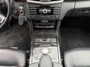 Grey Mercedes-Benz e-250 2011 in Liepaja, with an engine capacity of 2.20 L and mileage of 325 thousand km for 7400 €, photo 16 on AUTOMOTO.COM.LV