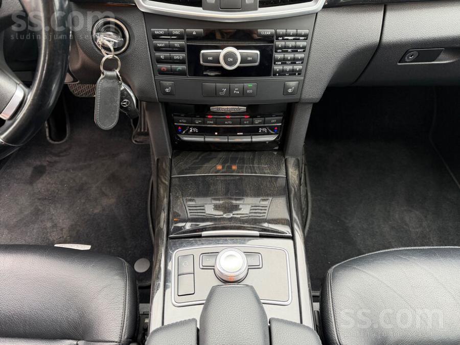 Grey Mercedes-Benz e-250 2011 in Liepaja, with an engine capacity of 2.20 L and mileage of 325 thousand km for 7400 €, photo 16 on AUTOMOTO.COM.LV