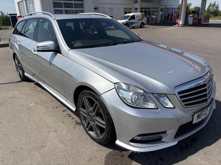 Серый Мерседес E 250 2012 в Паневежис, объемом двигателя 0.00 л и пробегом 260 тыс. км за 2999 €, фото 3 на AUTOMOTO.COM.LV
