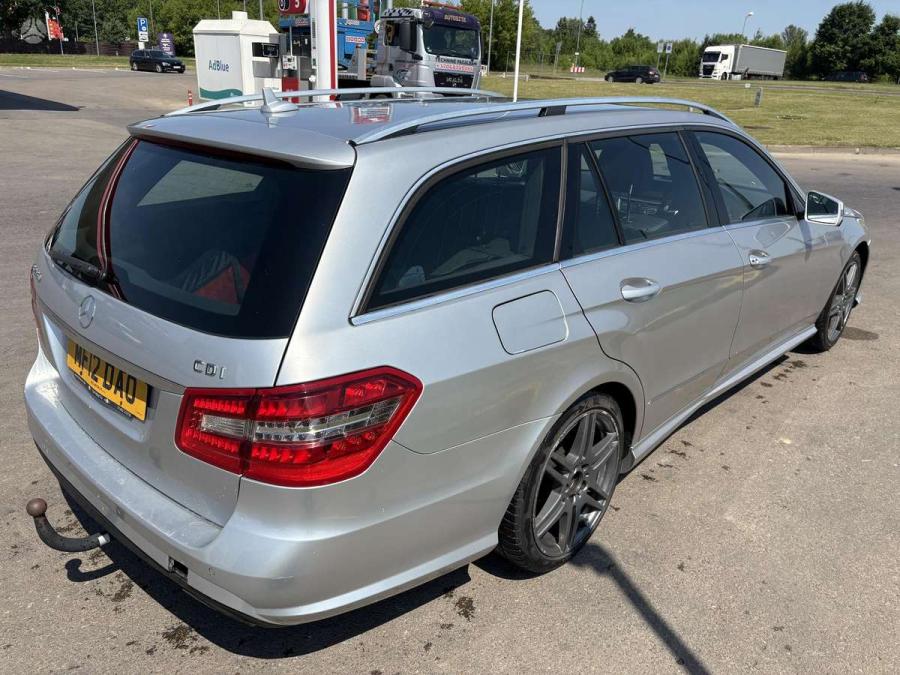 Серый Мерседес E 250 2012 в Паневежис, объемом двигателя 0.00 л и пробегом 260 тыс. км за 2999 €, фото 4 на AUTOMOTO.COM.LV