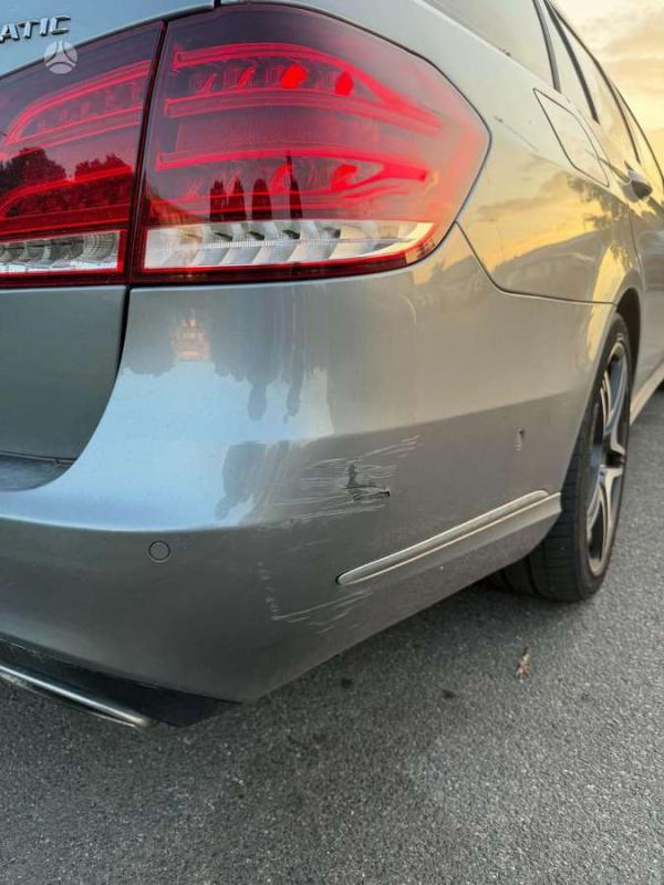 Pelēks Mercedes-Benz e-250 2014 Viļņa, ar dzinēja tilpumu 2.14 L un nobraukumu 439 tūkst. km par 7800 €, foto 3 vietnē AUTOMOTO.COM.LV