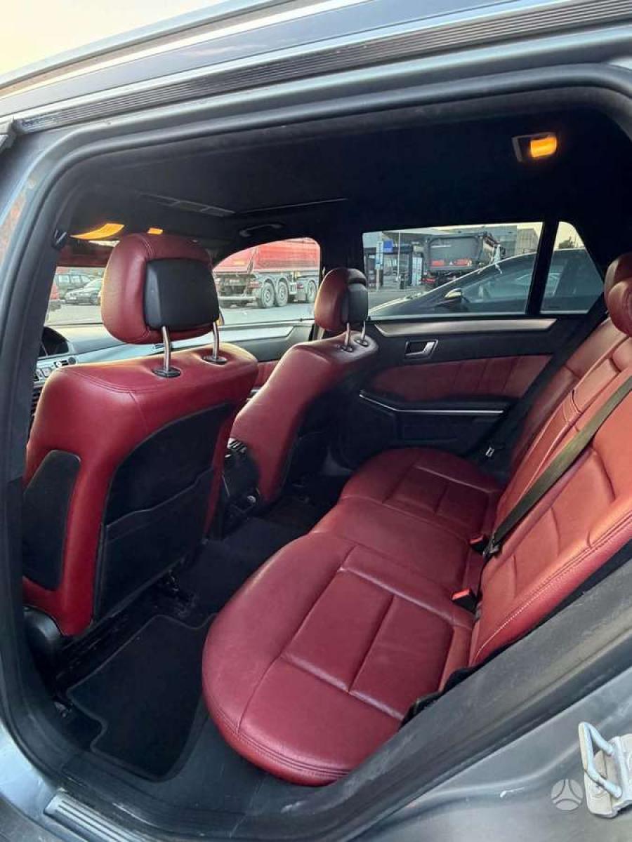 Pelēks Mercedes-Benz e-250 2014 Viļņa, ar dzinēja tilpumu 2.14 L un nobraukumu 439 tūkst. km par 7800 €, foto 11 vietnē AUTOMOTO.COM.LV