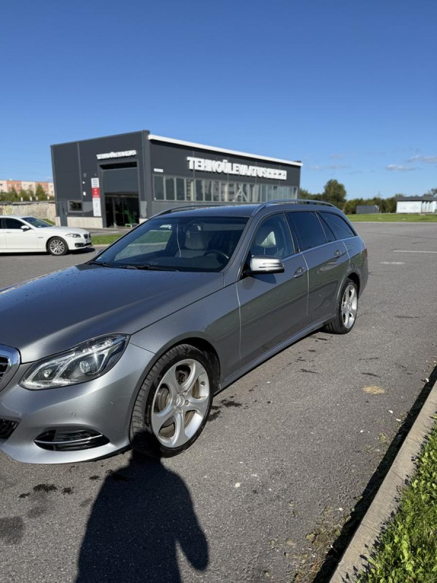 Pelēks Mercedes-Benz e-250 2014 Narva, ar dzinēja tilpumu 0.00 L un nobraukumu 344 tūkst. km par 10000 €, foto 10 vietnē AUTOMOTO.COM.LV