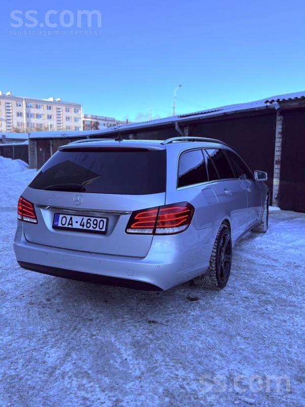 Pelēks Mercedes-Benz e-250 2015 Tukums, ar dzinēja tilpumu 2.20 L un nobraukumu 0 tūkst. km par 12350 €, foto 3 vietnē AUTOMOTO.COM.LV