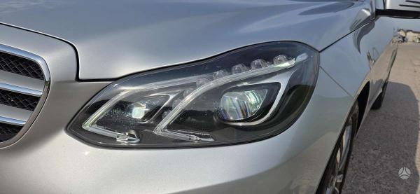 Grey Mercedes-Benz e-250 2016 in Vilnius, with an engine capacity of 2.50 L and mileage of 308 thousand km for 11200 €, photo 10 on AUTOMOTO.COM.LV
