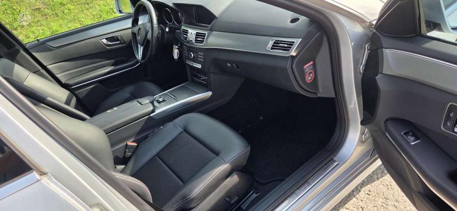 Pelēks Mercedes-Benz e-250 2016 Viļņa, ar dzinēja tilpumu 2.50 L un nobraukumu 308 tūkst. km par 11200 €, foto 13 vietnē AUTOMOTO.COM.LV