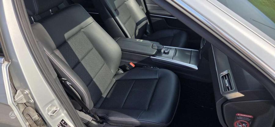 Pelēks Mercedes-Benz e-250 2016 Viļņa, ar dzinēja tilpumu 2.50 L un nobraukumu 308 tūkst. km par 11200 €, foto 15 vietnē AUTOMOTO.COM.LV
