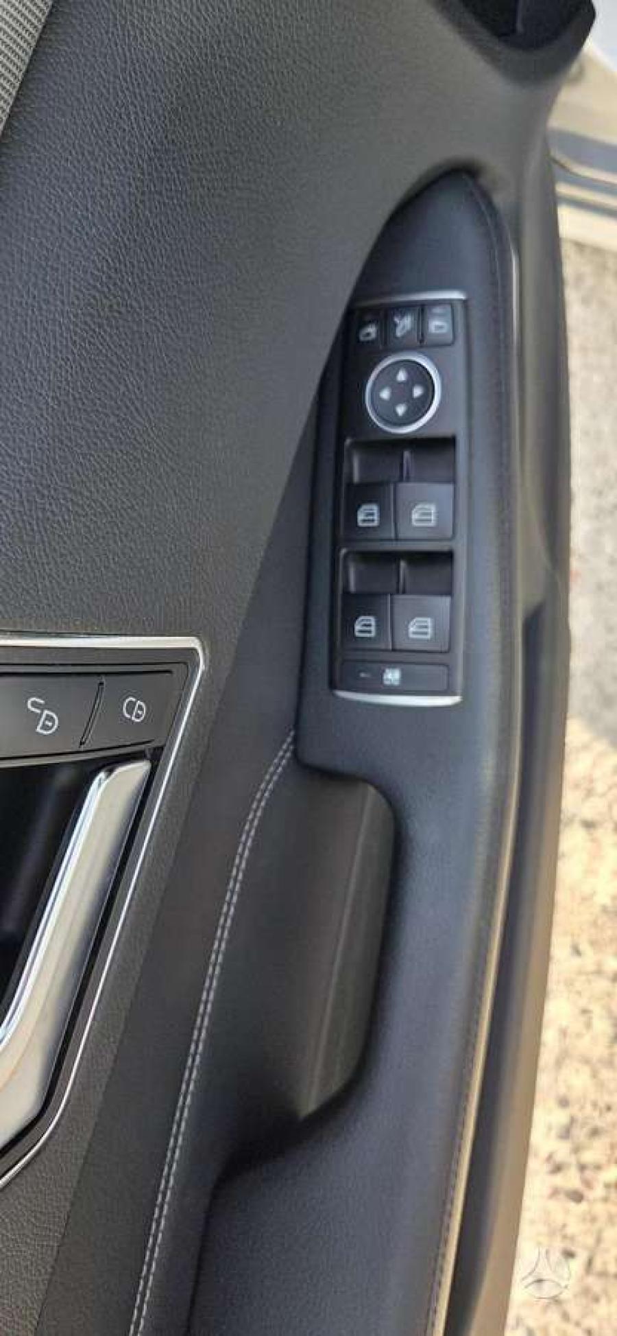 Pelēks Mercedes-Benz e-250 2016 Viļņa, ar dzinēja tilpumu 2.50 L un nobraukumu 308 tūkst. km par 11200 €, foto 24 vietnē AUTOMOTO.COM.LV