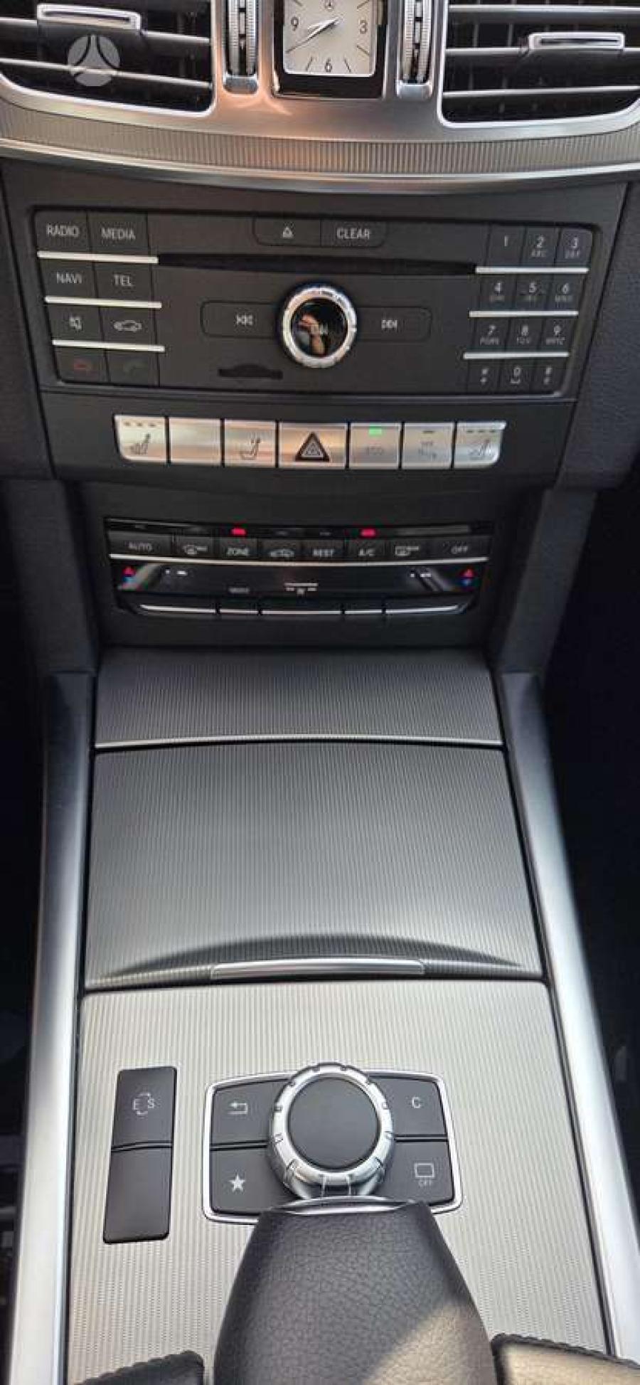 Pelēks Mercedes-Benz e-250 2016 Viļņa, ar dzinēja tilpumu 2.50 L un nobraukumu 308 tūkst. km par 11200 €, foto 25 vietnē AUTOMOTO.COM.LV