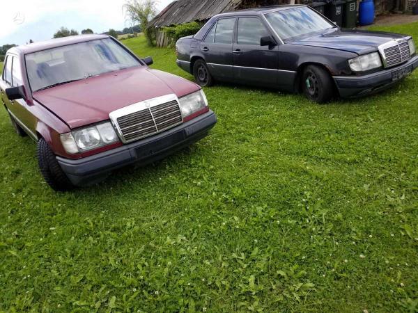 Sarkans Mercedes-Benz e-250 1988 Ignalina, ar dzinēja tilpumu 2.50 L un nobraukumu 350 tūkst. km par 1100 €, foto 1 vietnē AUTOMOTO.COM.LV