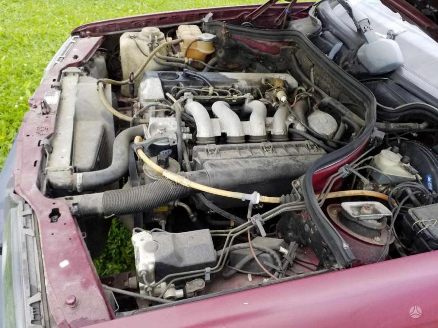 Sarkans Mercedes-Benz e-250 1988 Ignalina, ar dzinēja tilpumu 2.50 L un nobraukumu 350 tūkst. km par 1100 €, foto 5 vietnē AUTOMOTO.COM.LV