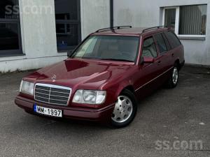 Sarkans Mercedes-Benz e-250 1994 Tukums, ar dzinēja tilpumu 2.50 L un nobraukumu 448 tūkst. km par 4000 €, foto  vietnē AUTOMOTO.COM.LV