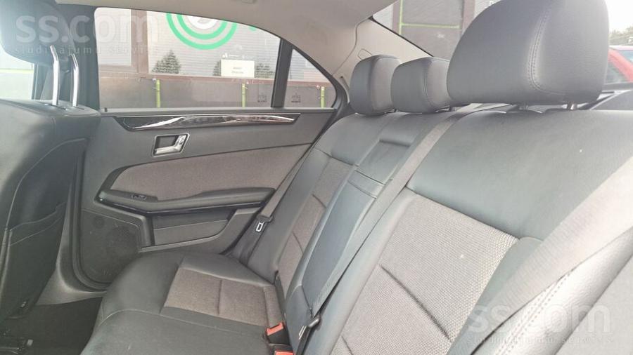 Mercedes-Benz e-250 2009 Rīga, ar dzinēja tilpumu 1.80 L un nobraukumu 176 tūkst. km par 5900 €, foto 16 vietnē AUTOMOTO.COM.LV