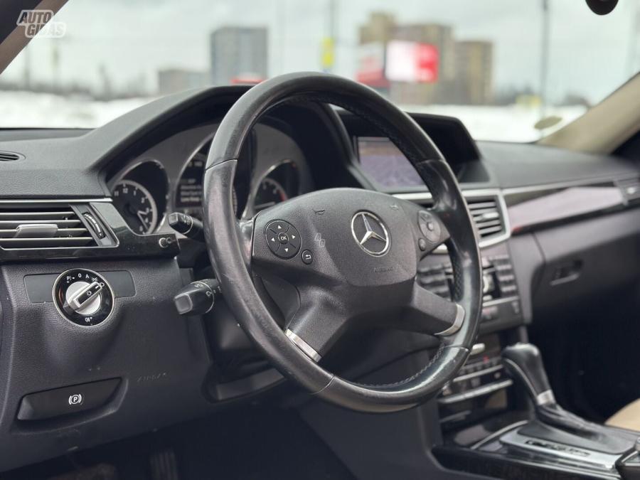 Mercedes-Benz e-250 2010 in Kaunas, with an engine capacity of 2.20 L and mileage of 3430 thousand km for 6000 €, photo 9 on AUTOMOTO.COM.LV