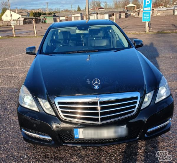 Mercedes-Benz e-250 2011 in Vilkaviskis, with an engine capacity of 2.10 L and mileage of 278 thousand km for 2350 €, photo 1 on AUTOMOTO.COM.LV