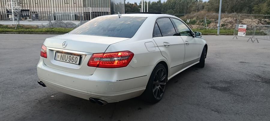 Mercedes-Benz e-250 2011 Šauļi, ar dzinēja tilpumu 1.80 L un nobraukumu 224 tūkst. km par 6350 €, foto 4 vietnē AUTOMOTO.COM.LV