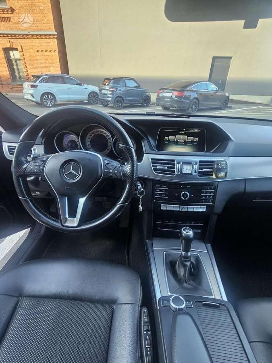 Мерседес E 250 2015 в Каунас, объемом двигателя 2.14 л и пробегом 250 тыс. км за 9600 €, фото 11 на AUTOMOTO.COM.LV