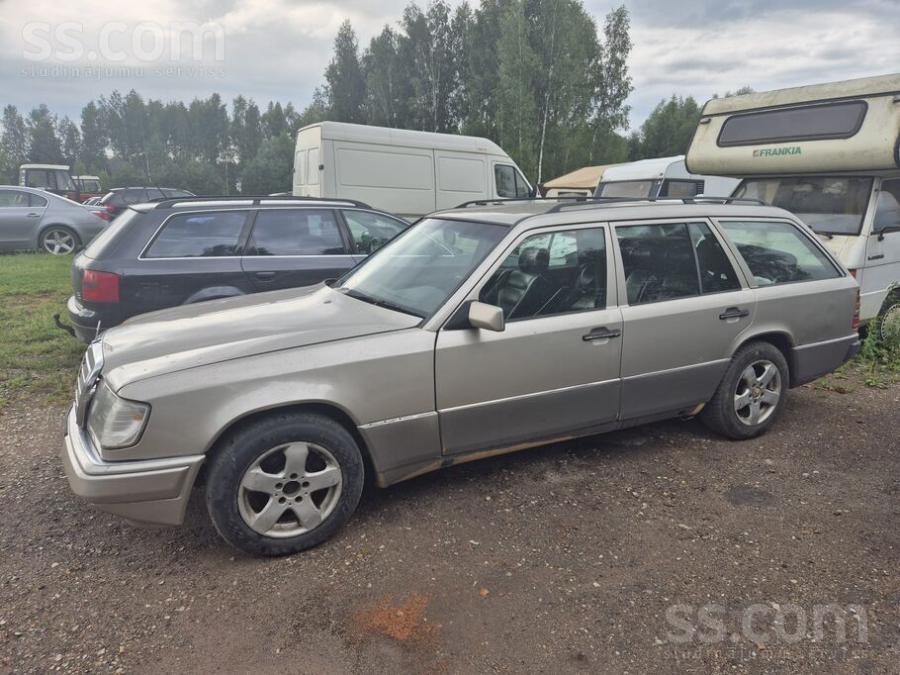 Mercedes-Benz e-250 1991 Rīga, ar dzinēja tilpumu 2.50 L un nobraukumu 692 tūkst. km par 1950 €, foto 2 vietnē AUTOMOTO.COM.LV