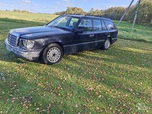 Мерседес E 250 1994 в Шилале, объемом двигателя 2.50 л и пробегом 300 тыс. км за 1000 €, фото 5 на AUTOMOTO.COM.LV