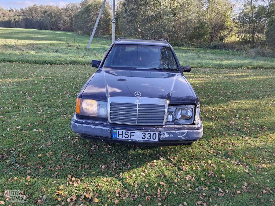 Мерседес E 250 1994 в Шилале, объемом двигателя 2.50 л и пробегом 300 тыс. км за 1000 €, фото 6 на AUTOMOTO.COM.LV