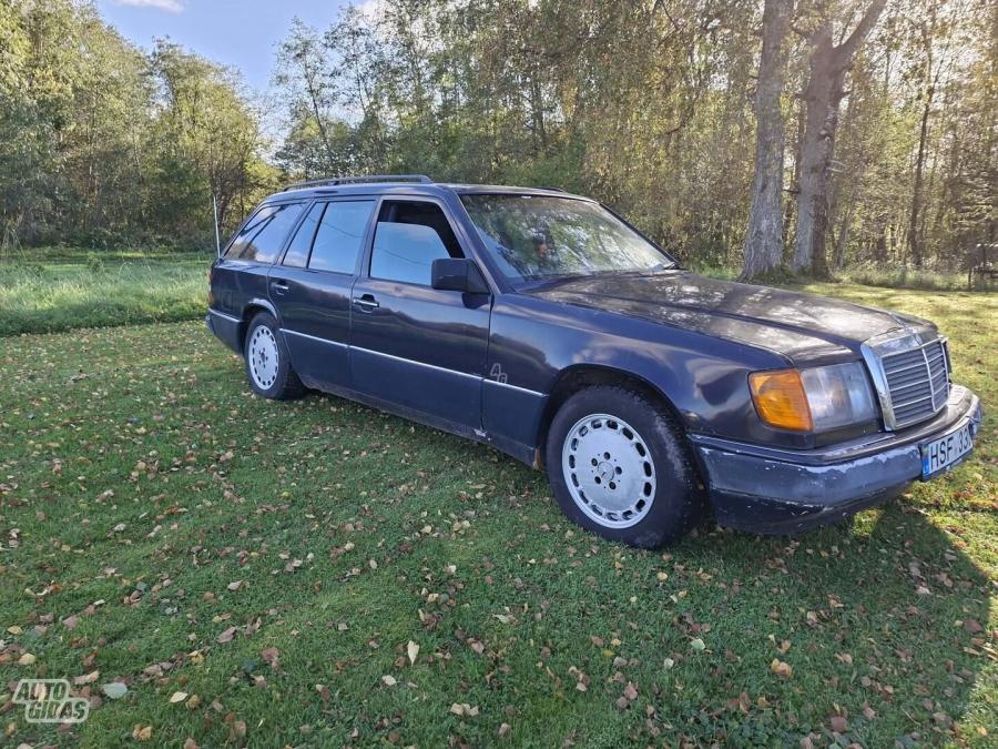 Мерседес E 250 1994 в Шилале, объемом двигателя 2.50 л и пробегом 300 тыс. км за 1000 €, фото 7 на AUTOMOTO.COM.LV